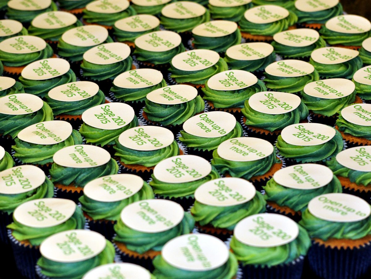 CUPCAKES – Sticky Sponge